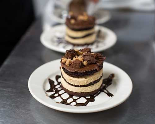 The Family Table Restaurant | Family Dining | Jeffersonville, Vermont